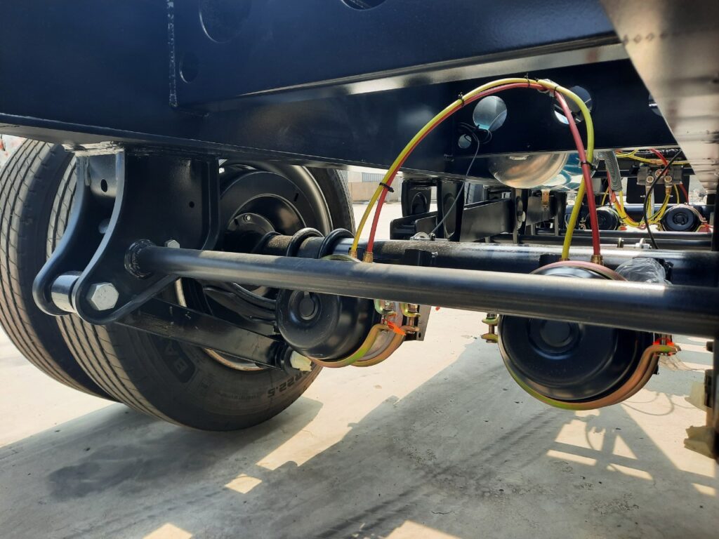 20-40 feet spread axles slider container chassis - KOTINOCHI